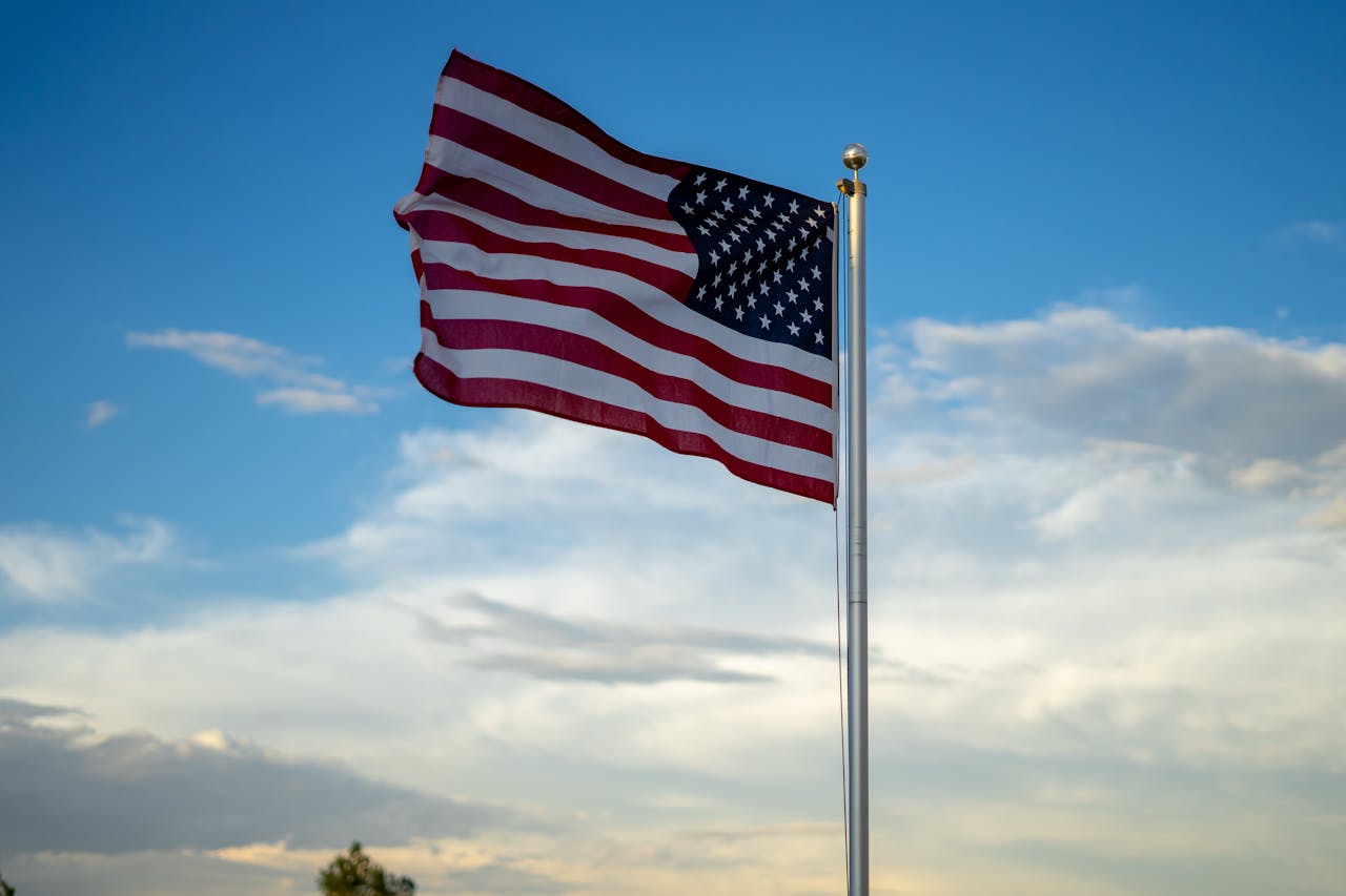 Budget Flagpole Upgrades That Improve Performance – Stand Flag Poles